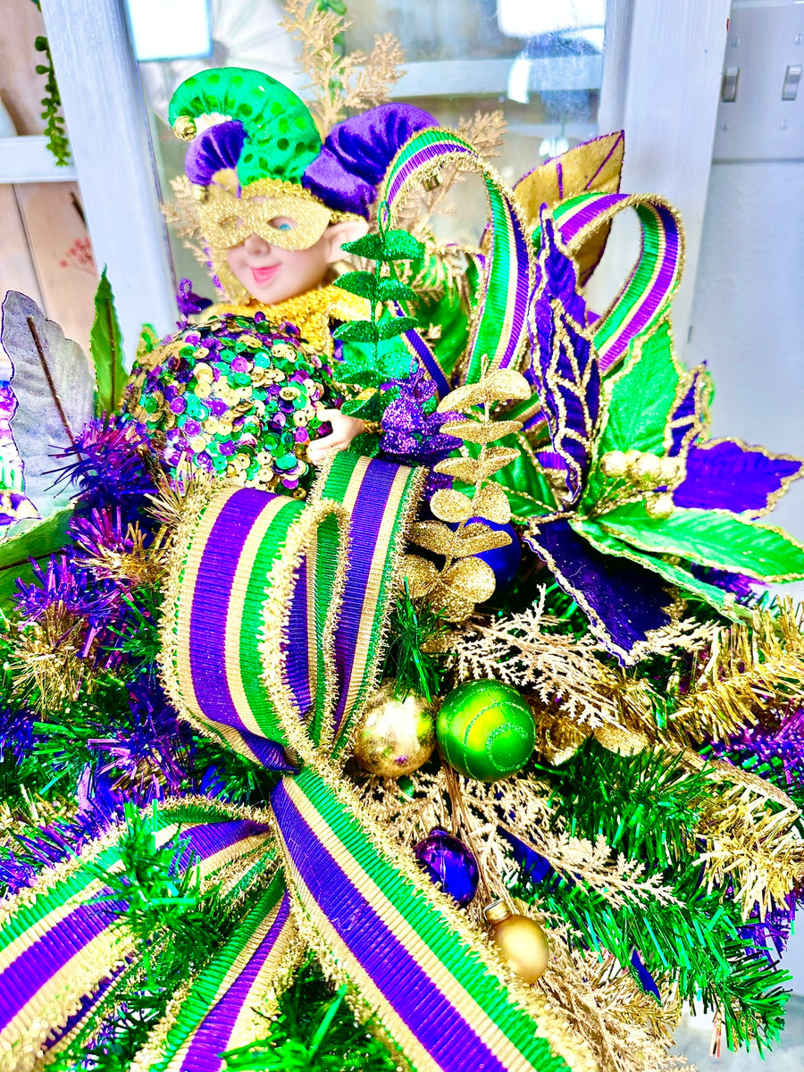 Festive Mardi Gras Jester Wreath – Vibrant Purple, Green & Gold Décor I ...
